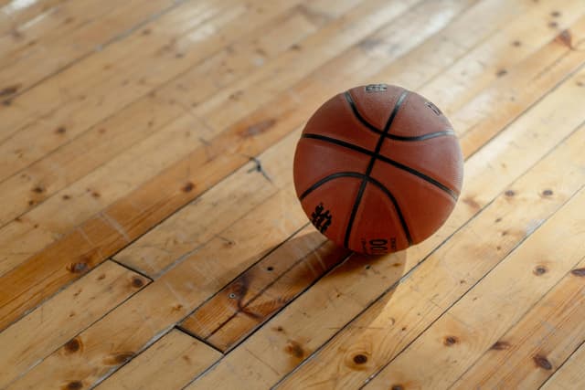 Best Basketball Training App 2026 — 500K+ Players | SpotBasket